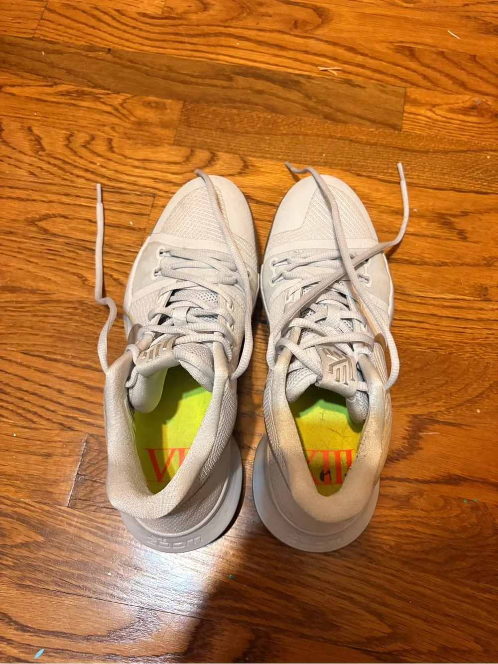 Nike | Shoes | Nike Kyrie 3 Time To Shine Basketball Shoes Size 9 M ...